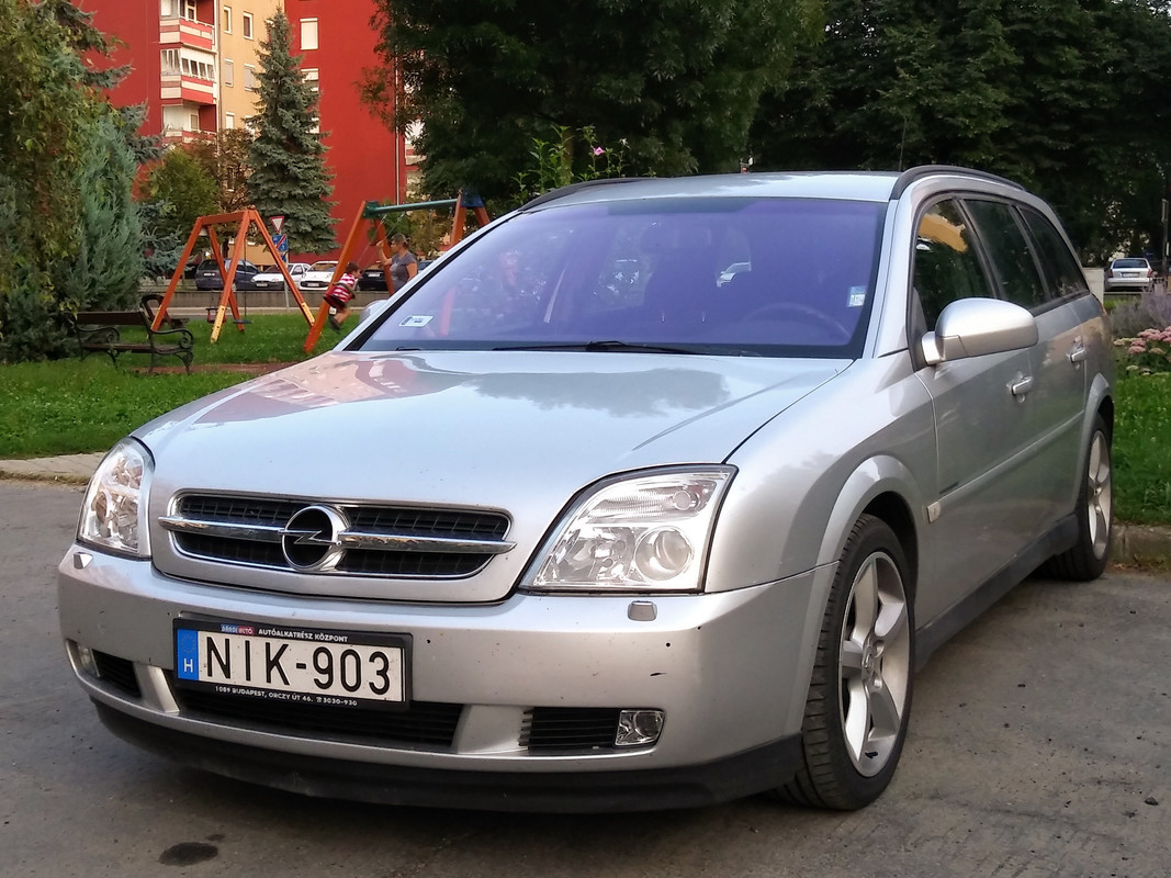 NIK-903, Opel Vectra , license plates of Hungary