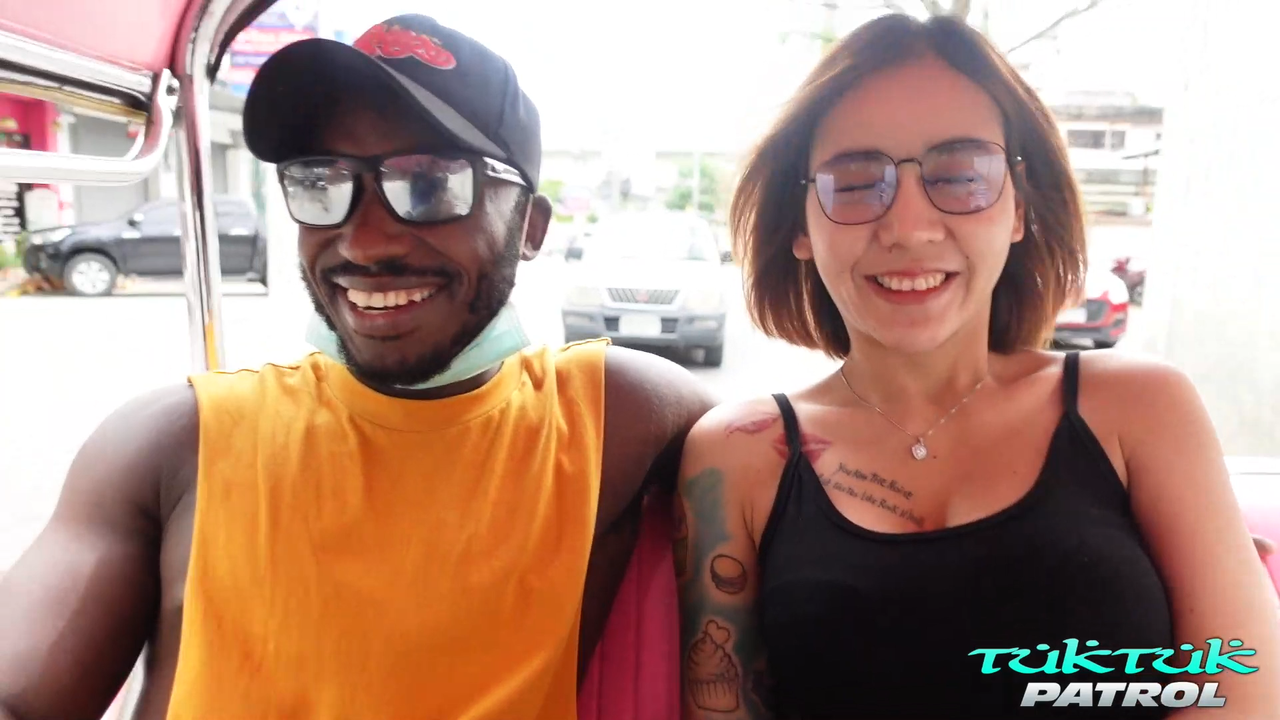 Tuk Tuk PATROL Fha mkv 000085196 — Postimages