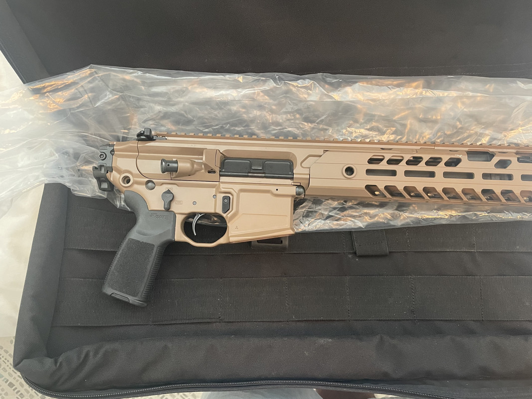 86 F2 F286 972 E 4 F62 A66 A A4 D545 E04661 — Postimages