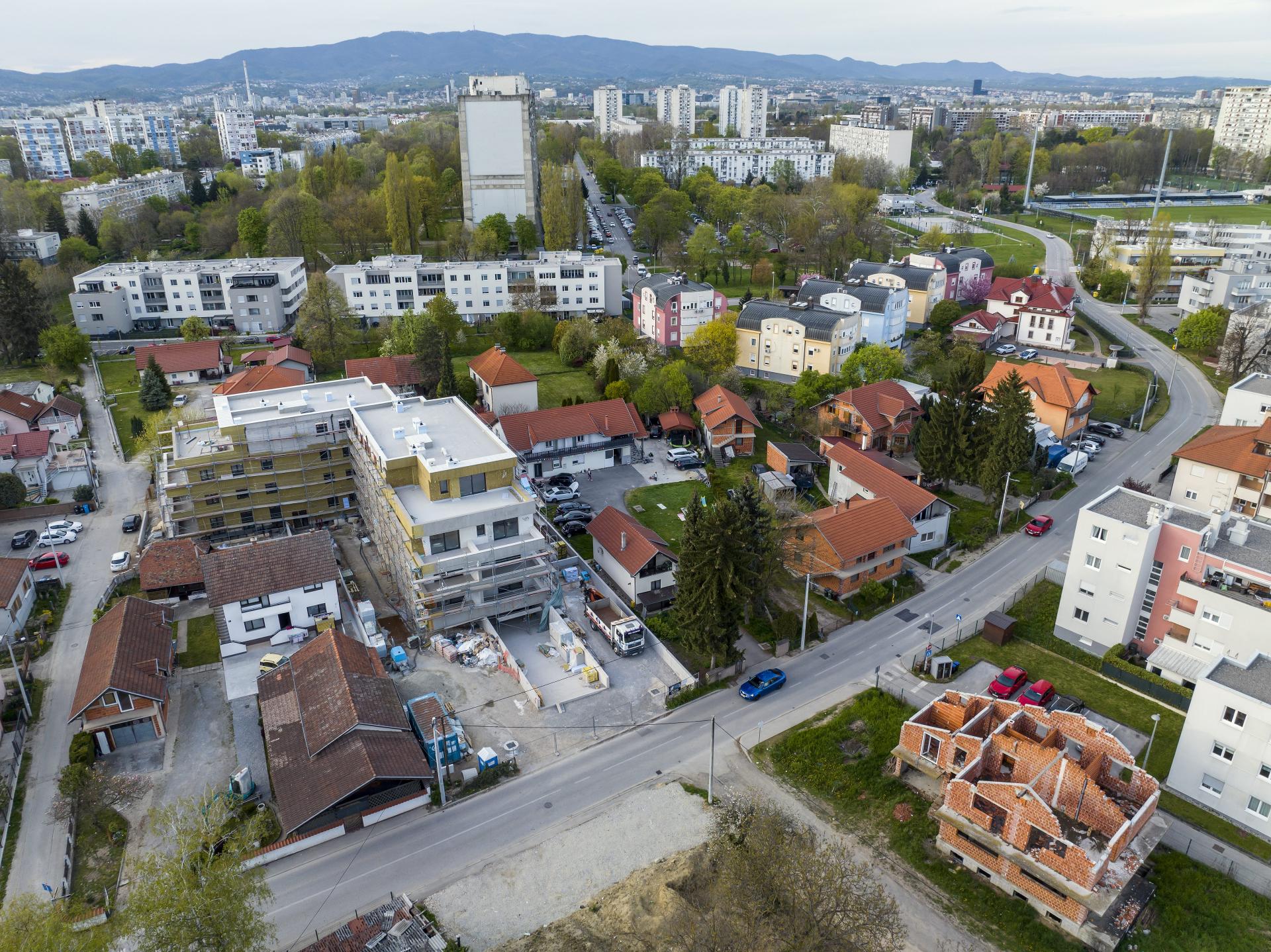 IMG 3831 — Postimages