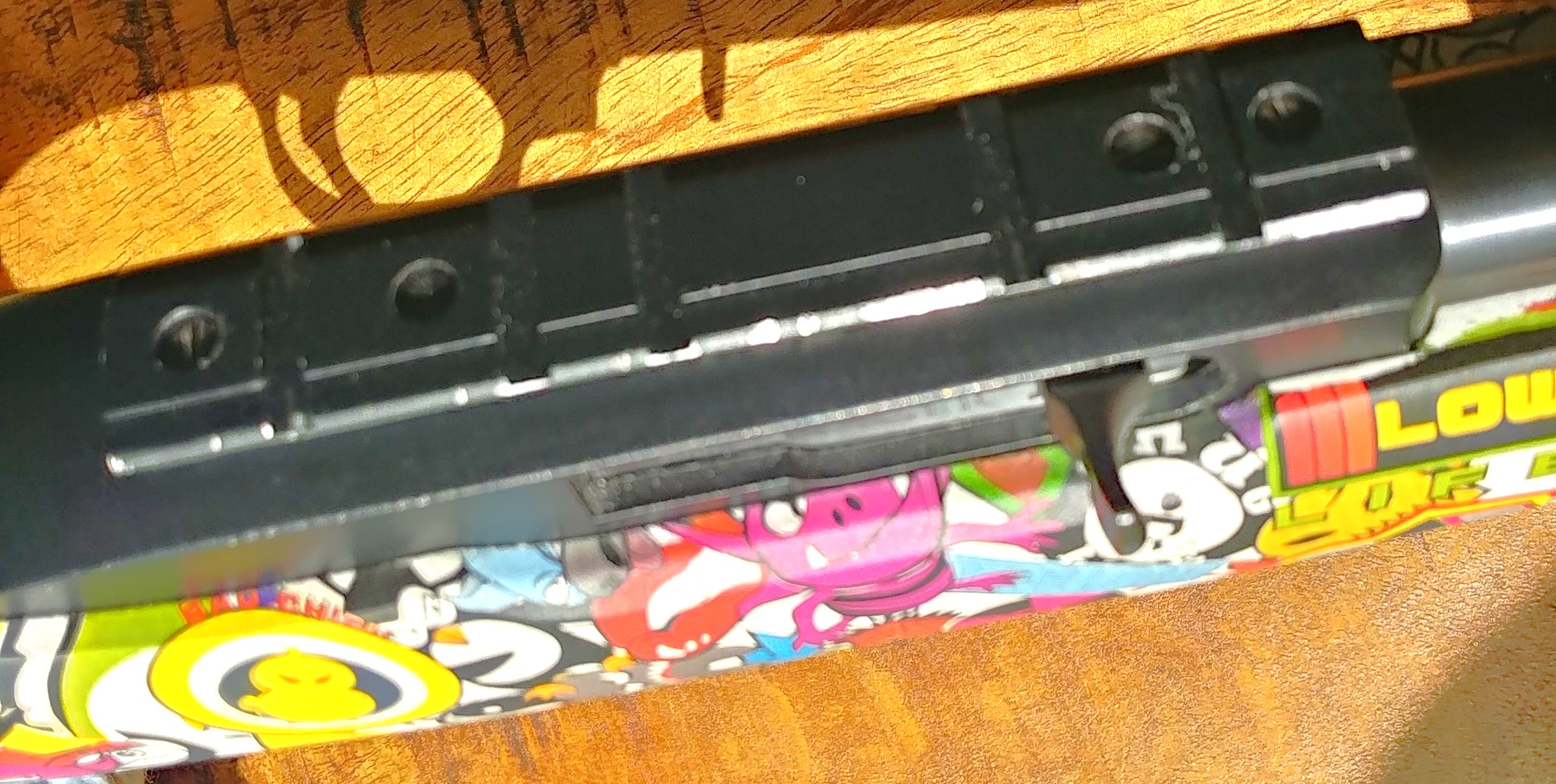 Weaver rail right side — Postimages