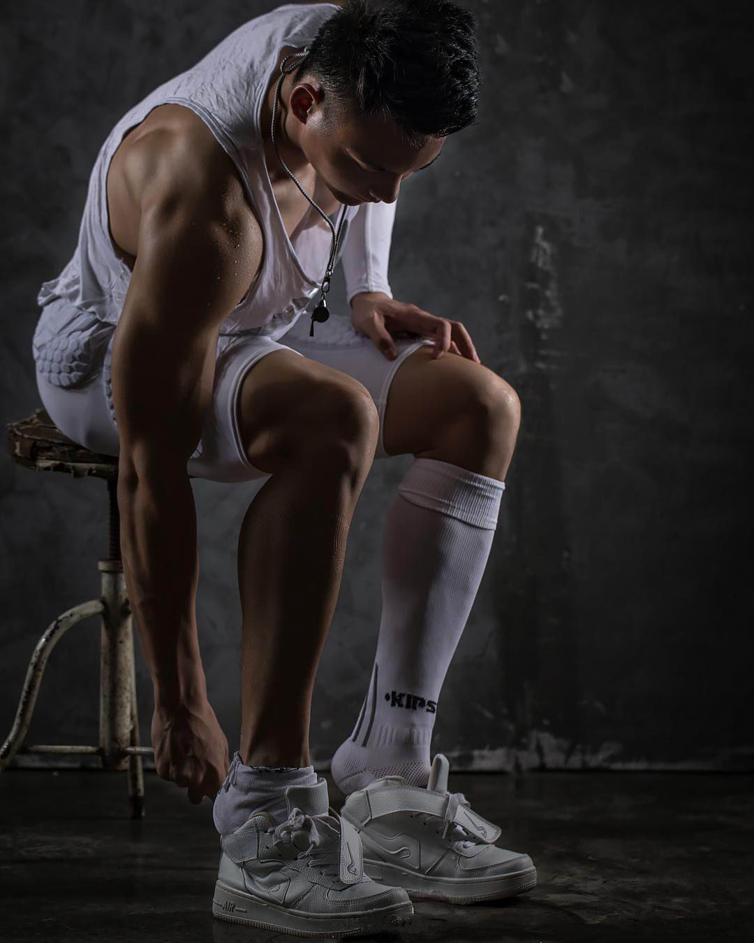 Body Builder 076 — Postimages