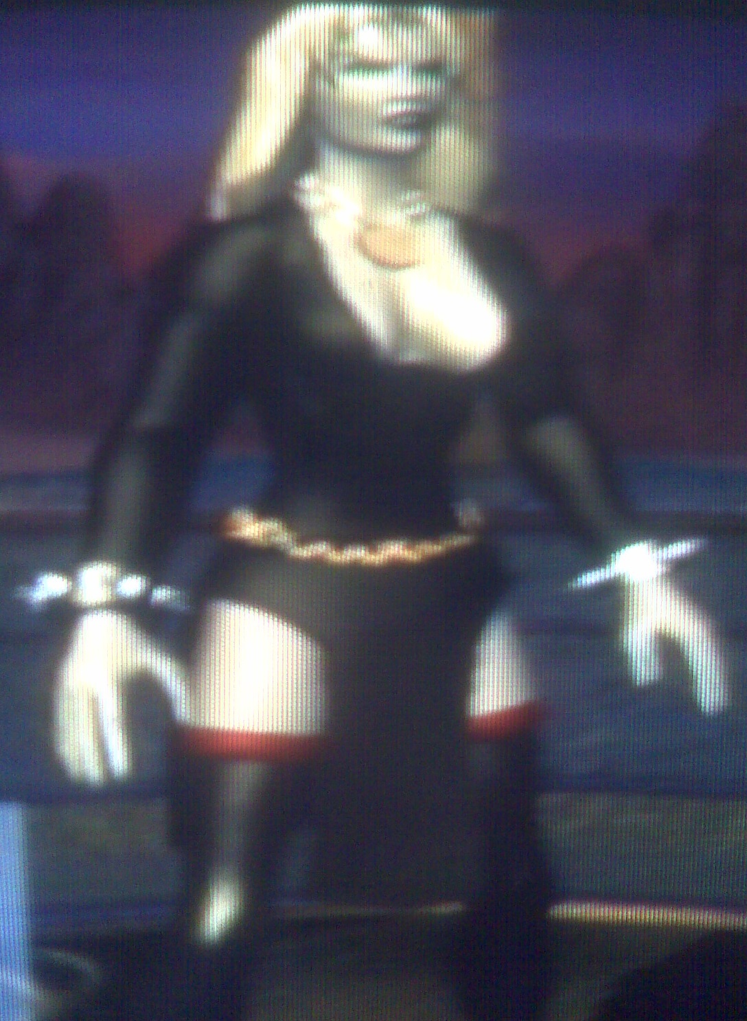 MK Dark Woman — Postimages