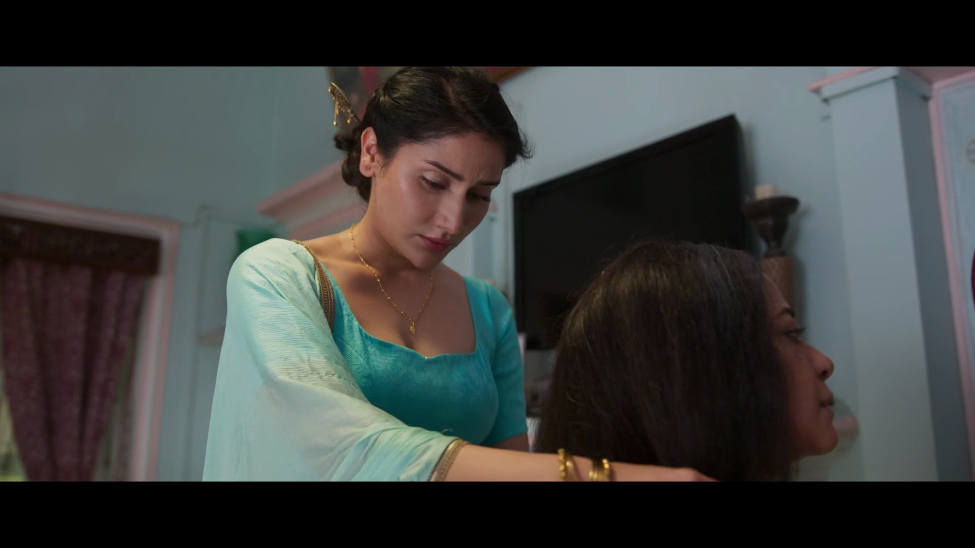 Shivaleeka Oberoi Menka Rai Sheeba Chaddha Khuda Haafiz Chapter2 Snap 57 — Postimages