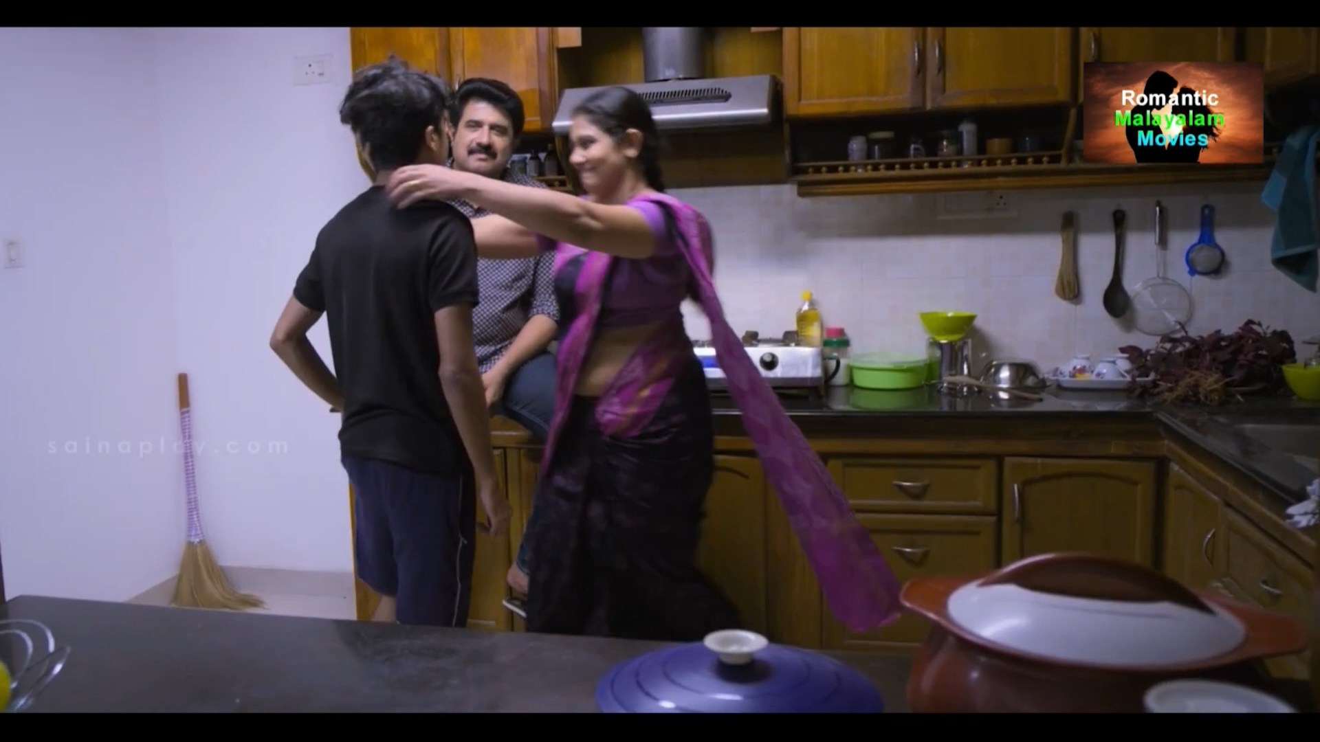 Rachana Narayanankutty Sexy Tummy and slight navel slips in saree mp4 snapshot 00 08 268 ...