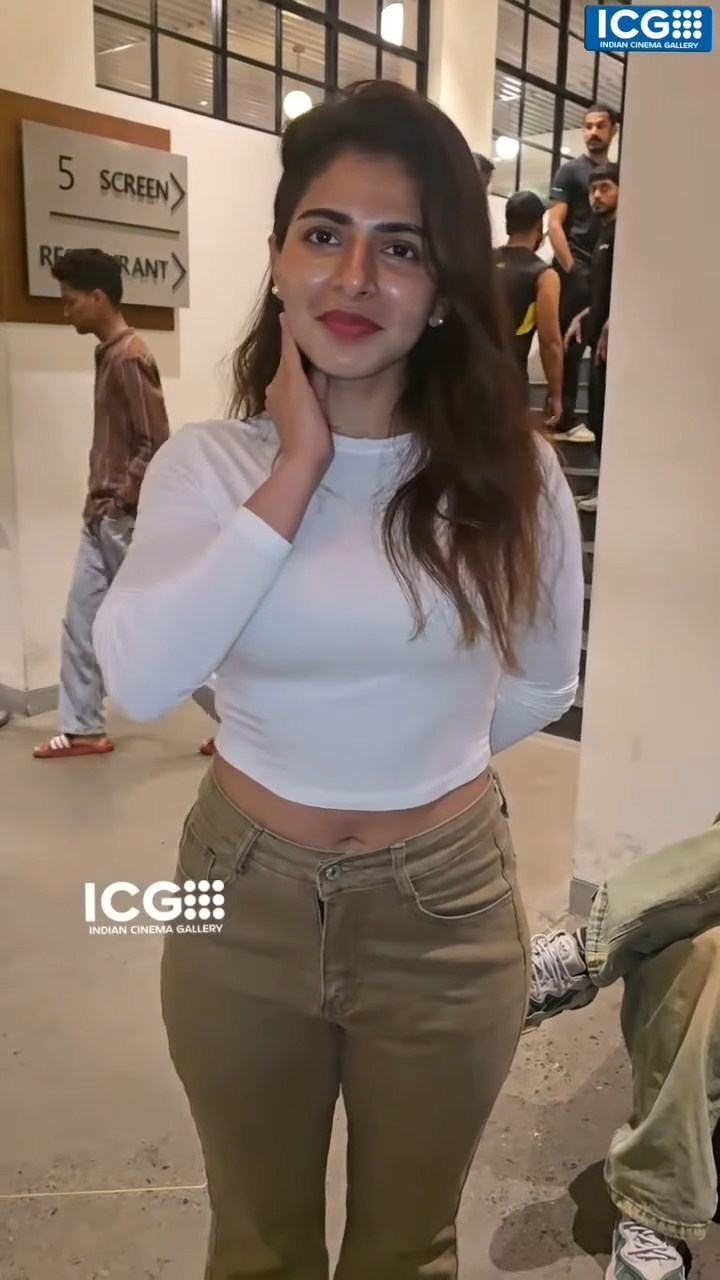 Aishwaraya Menon Sexy deep navel in white costume mp4 snapshot 00 06 360 — Postimages