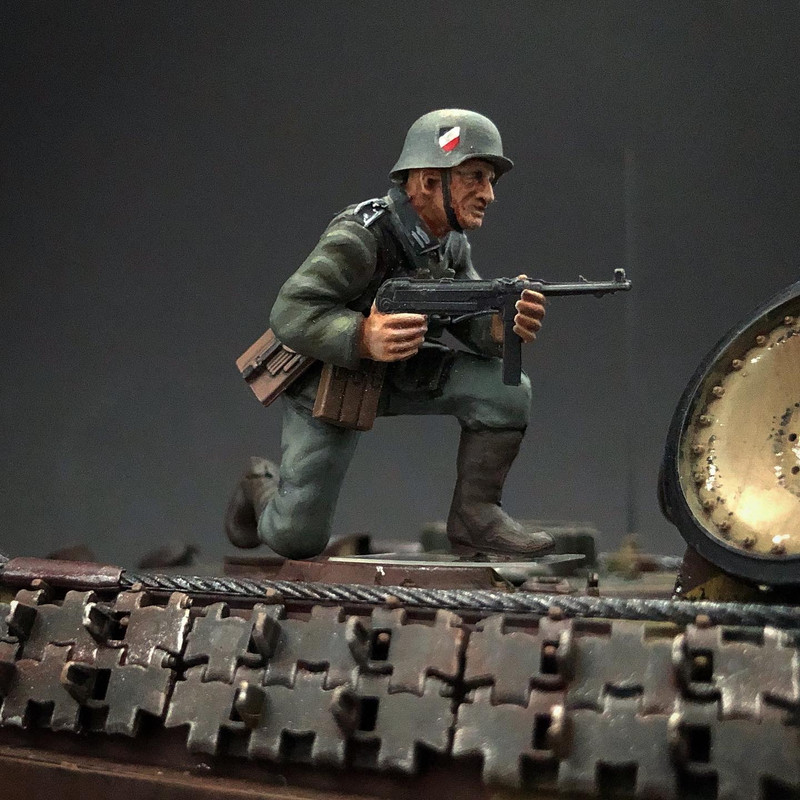 1/35 German Panzer Grenadiers. - Figure Ready for Inspection - Britmodeller.com