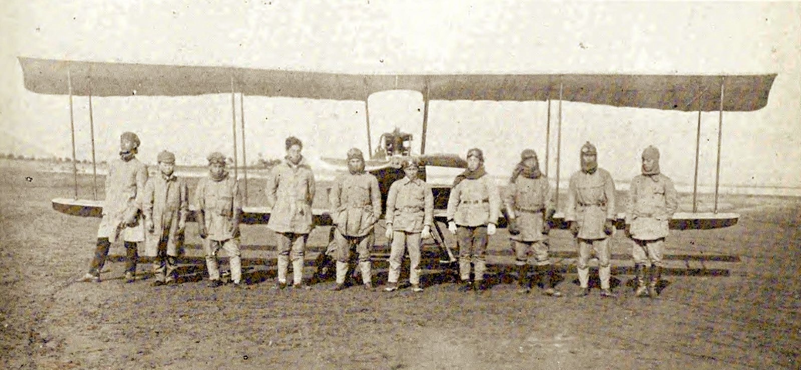 Nippon flying school 01 (1917) — Postimages
