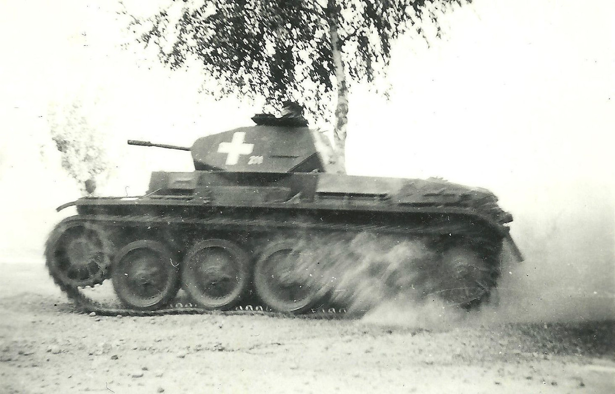 Panzer II Pz Rgt 35 4 Pz Div Angriff — Postimages
