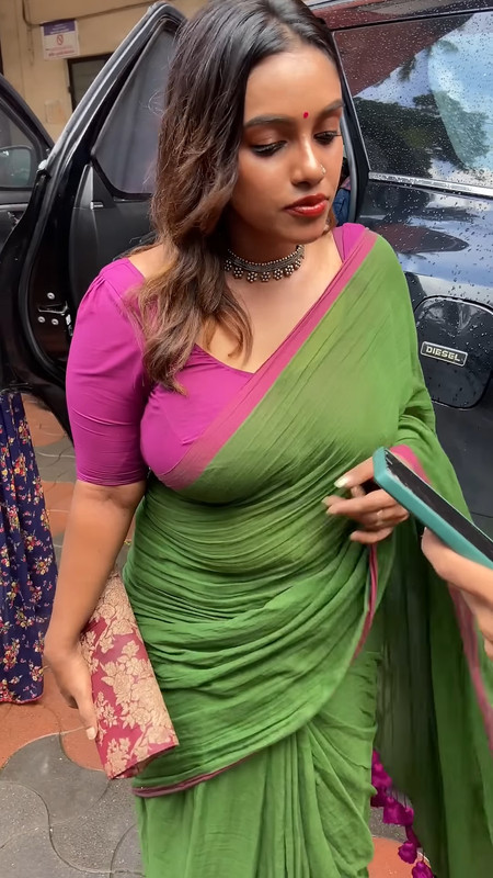 Saranya Shaji mp4 snapshot 00 01 689 — Postimages