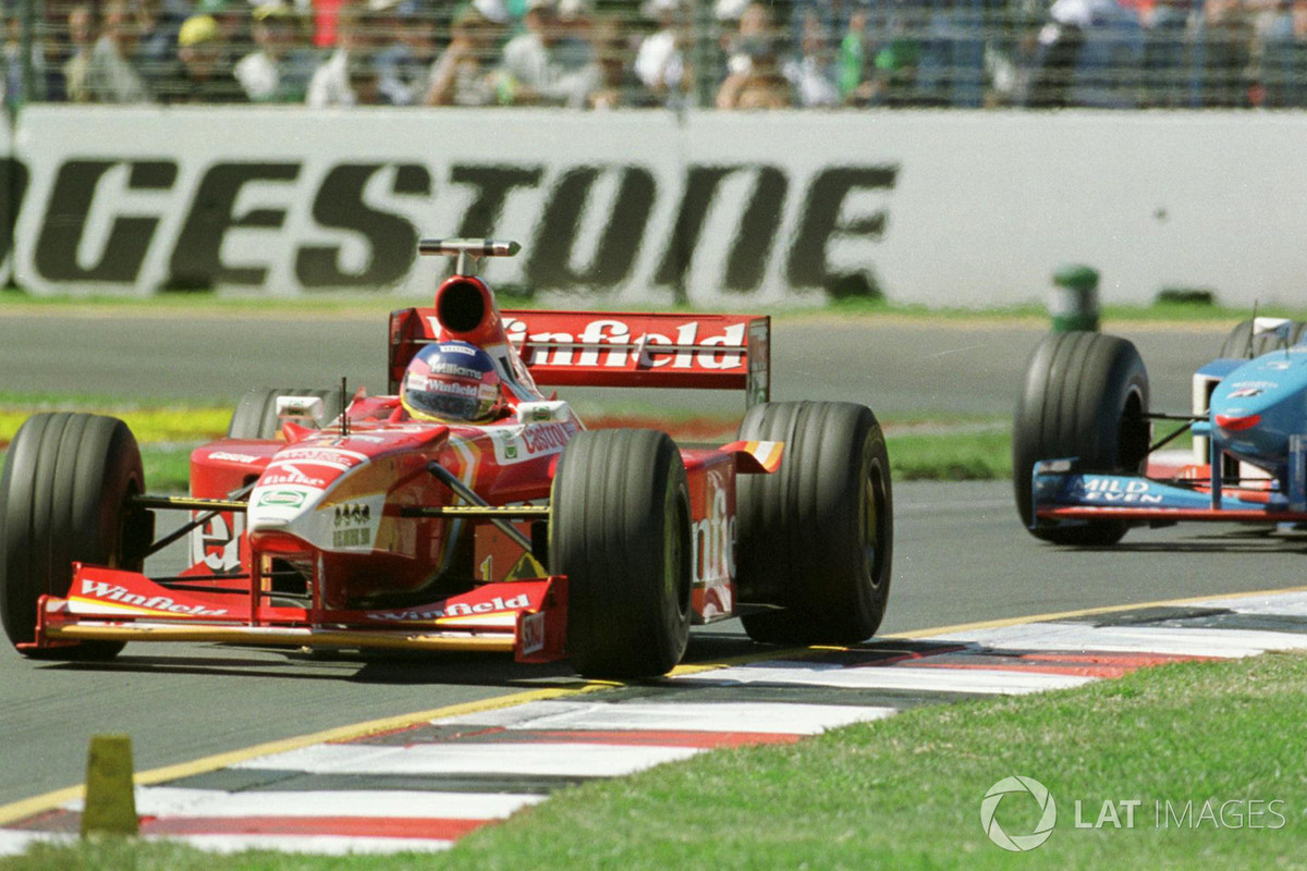f1 australian gp 1998 jacques villeneuve williams leads giancarlo ...