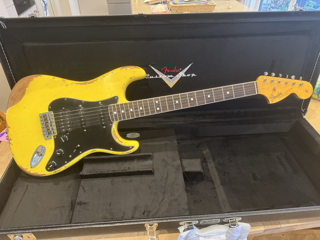 BOTH TRADED:Fender Custom Shop 61 3TS Super heavy relic. Also 2023 '67 ...
