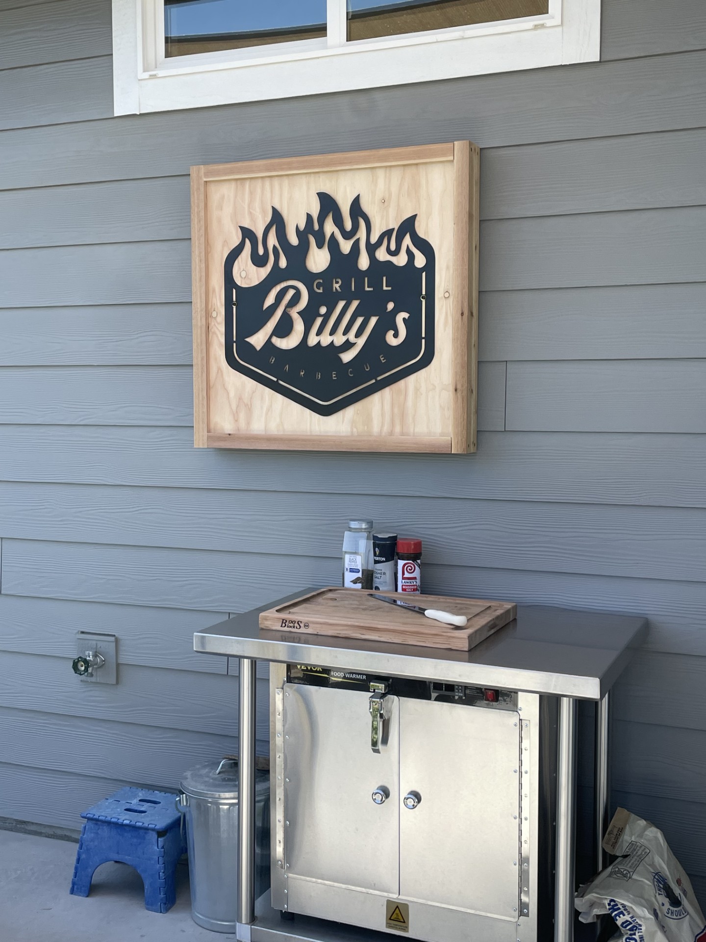 Grill Billy 1 — Postimages