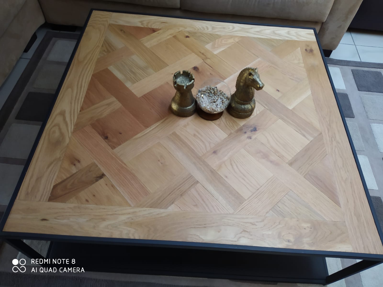 agona coffee table — Postimages