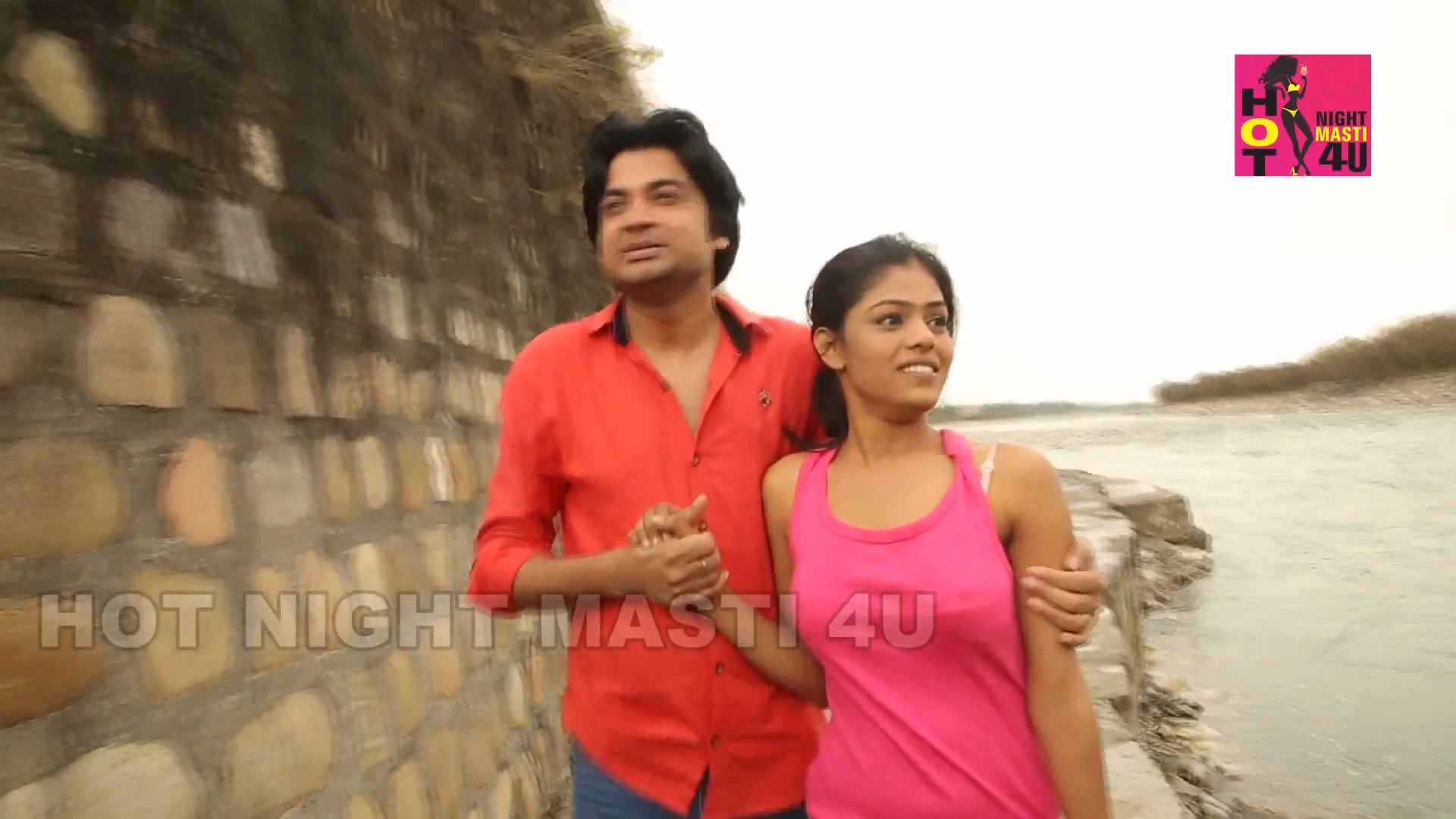 Young Couple's Hot Kissing In Outdoor Very Hot Video Bollywood Hot Movie mp4 snapshot 01 20 ...