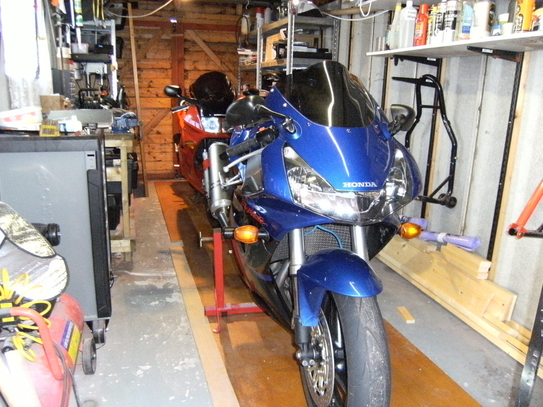 Blade 1 — Postimages