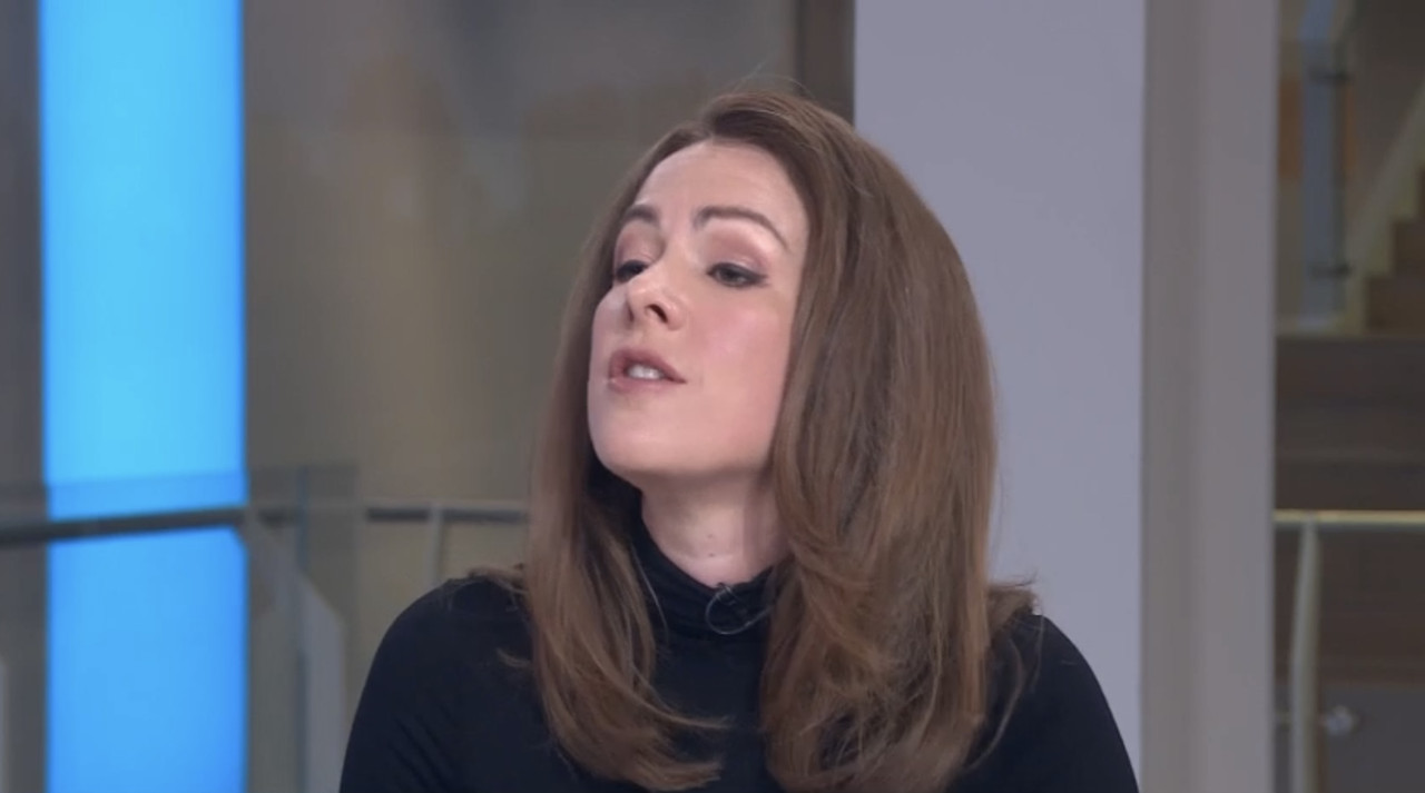 03709 F53 0 F98 4641 87 EA 4404 B3568627 — Postimages