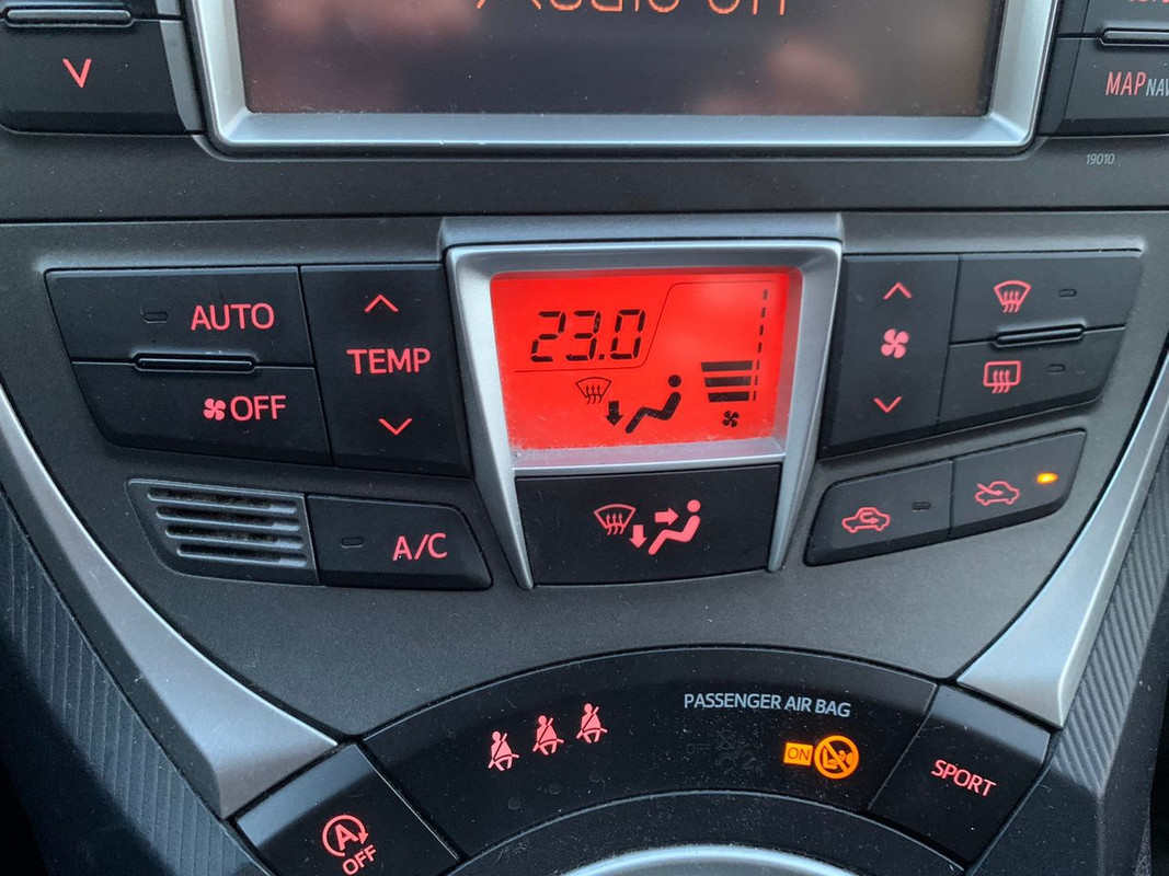 306 1605609860 — Postimages