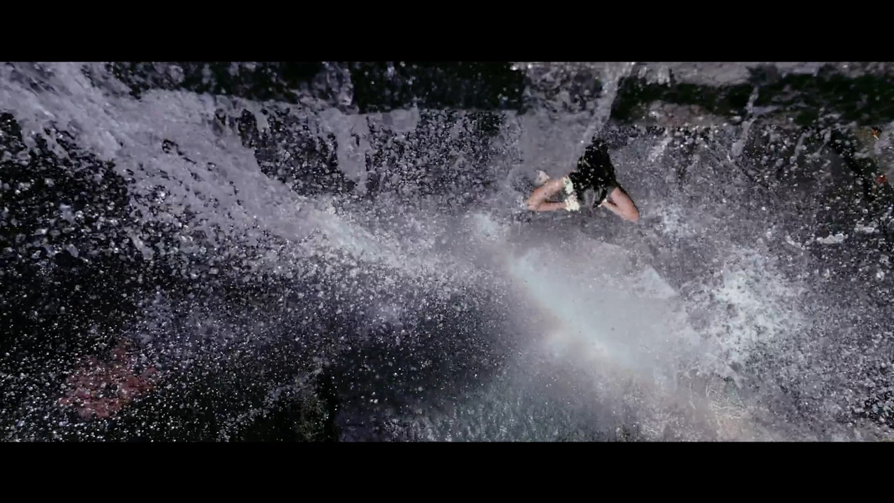 Ajintha Marathi Movie hot songs mp4 snapshot 00 33 [2020 11 24 22 05 03 ...