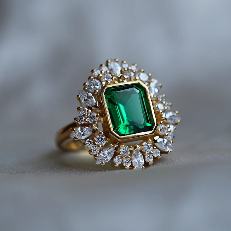 big Emerald Stone Ring 4 — Postimages