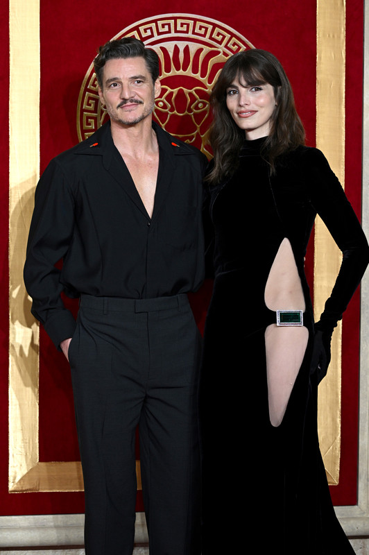 Pedro Pascal 043 — Postimages