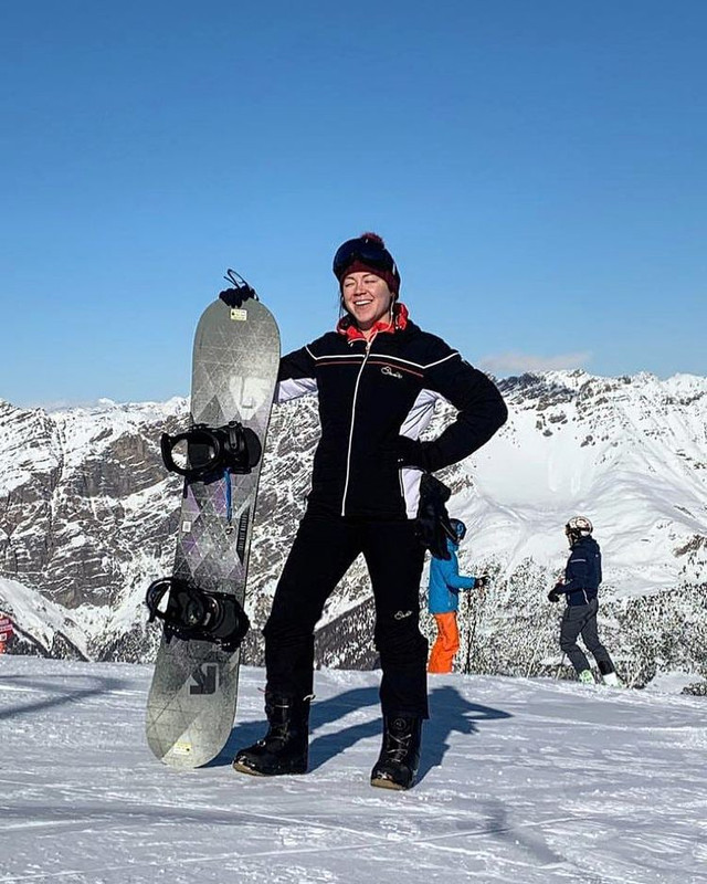 Hh KVc Usc Mng — Postimages