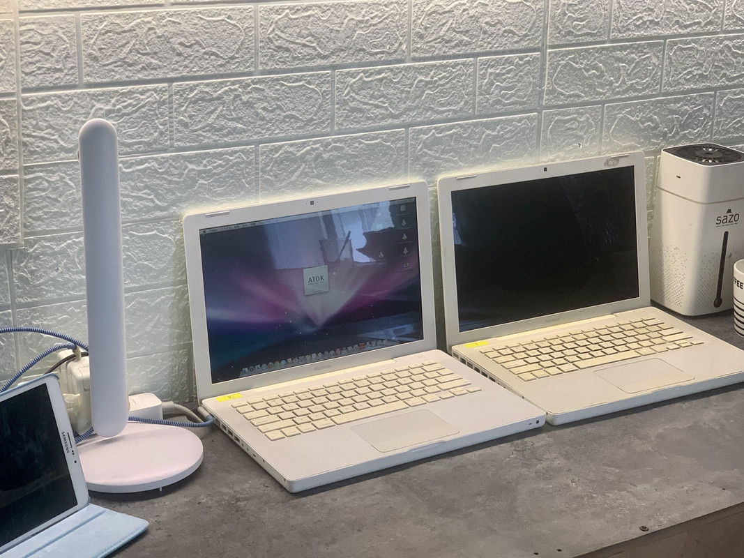 2 F678 E07 0398 4115 9 A48 495110 E5 F4 AA — Postimages