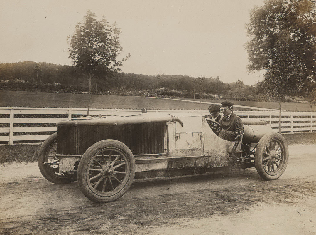 1905 VC 19 Walter White John Hantak 05 — Postimages