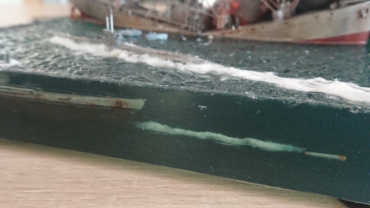 Liberty ship et 2 U-boats type VII et IX 1/700