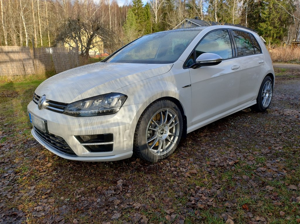 Golf MK7R "Stormtrooper" - 7R Members Rides - VWROC - VW R Owners Club