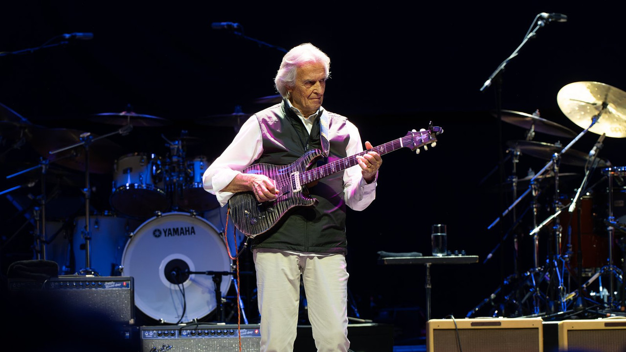 A Tribute to Jeff Beck with Eric Clapton and Friends - May 2023 at ...