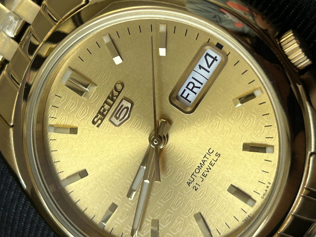 B24884 C0 512 C 4224 9 F1 F EA108 F2 FABEC — Postimages