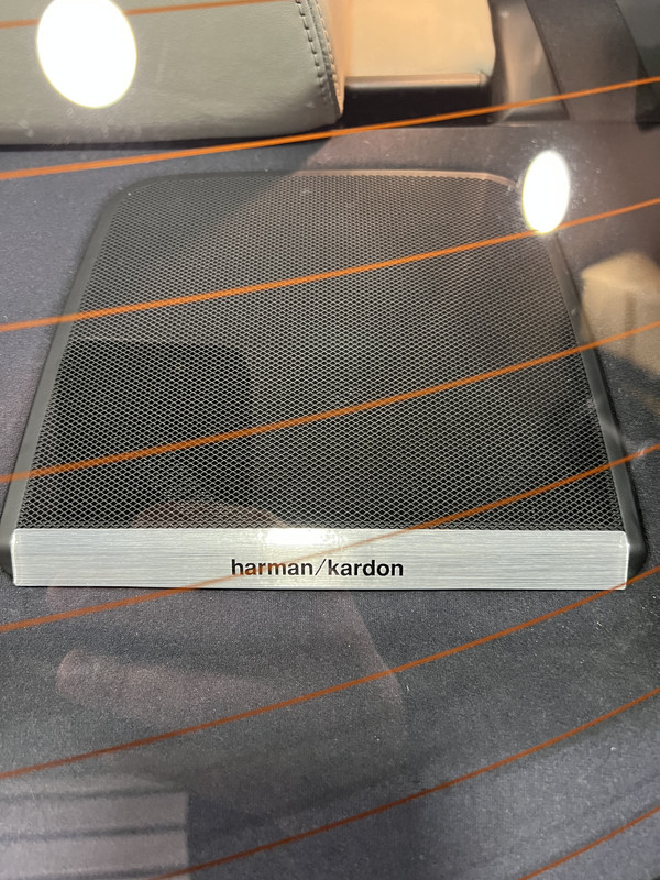 EF0815 B5 7321 4 F67 93 CC 42 FA1 F991 D92 — Postimages