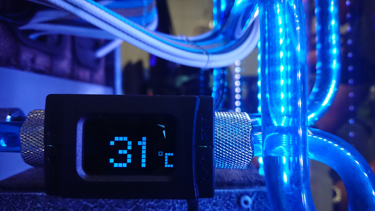 [For Sale] - Thermaltake In-Line LCD Temp Sensors | Liquid Cooling ...