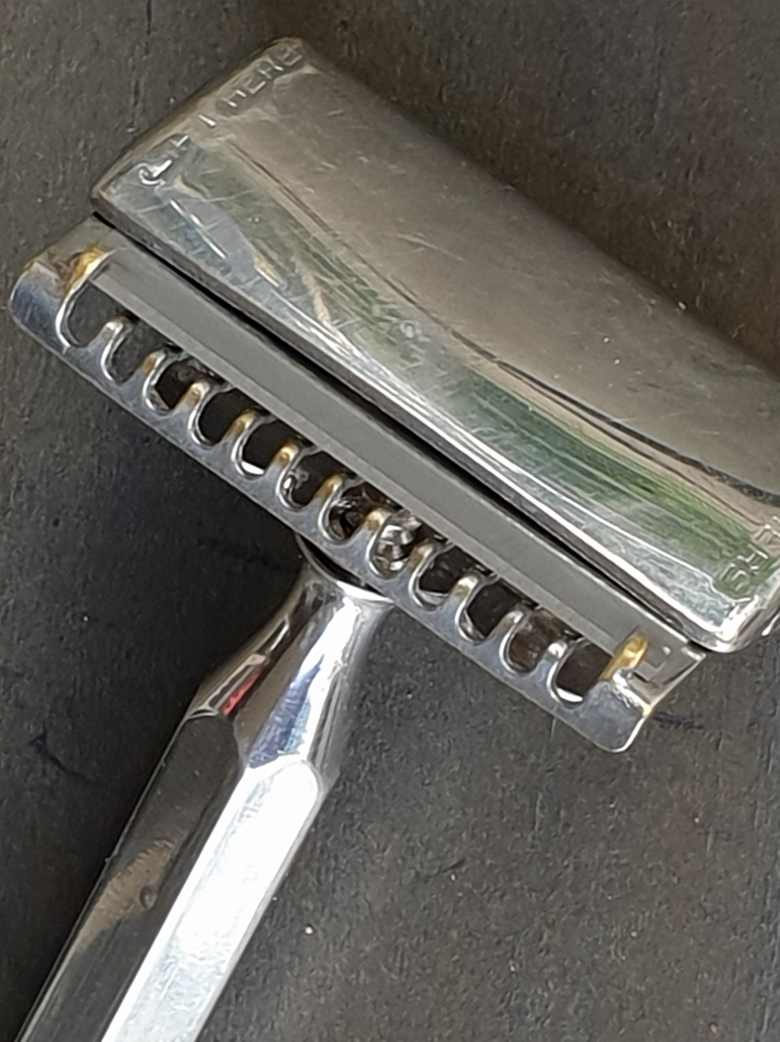 Ever Ready blade exposure — Postimages