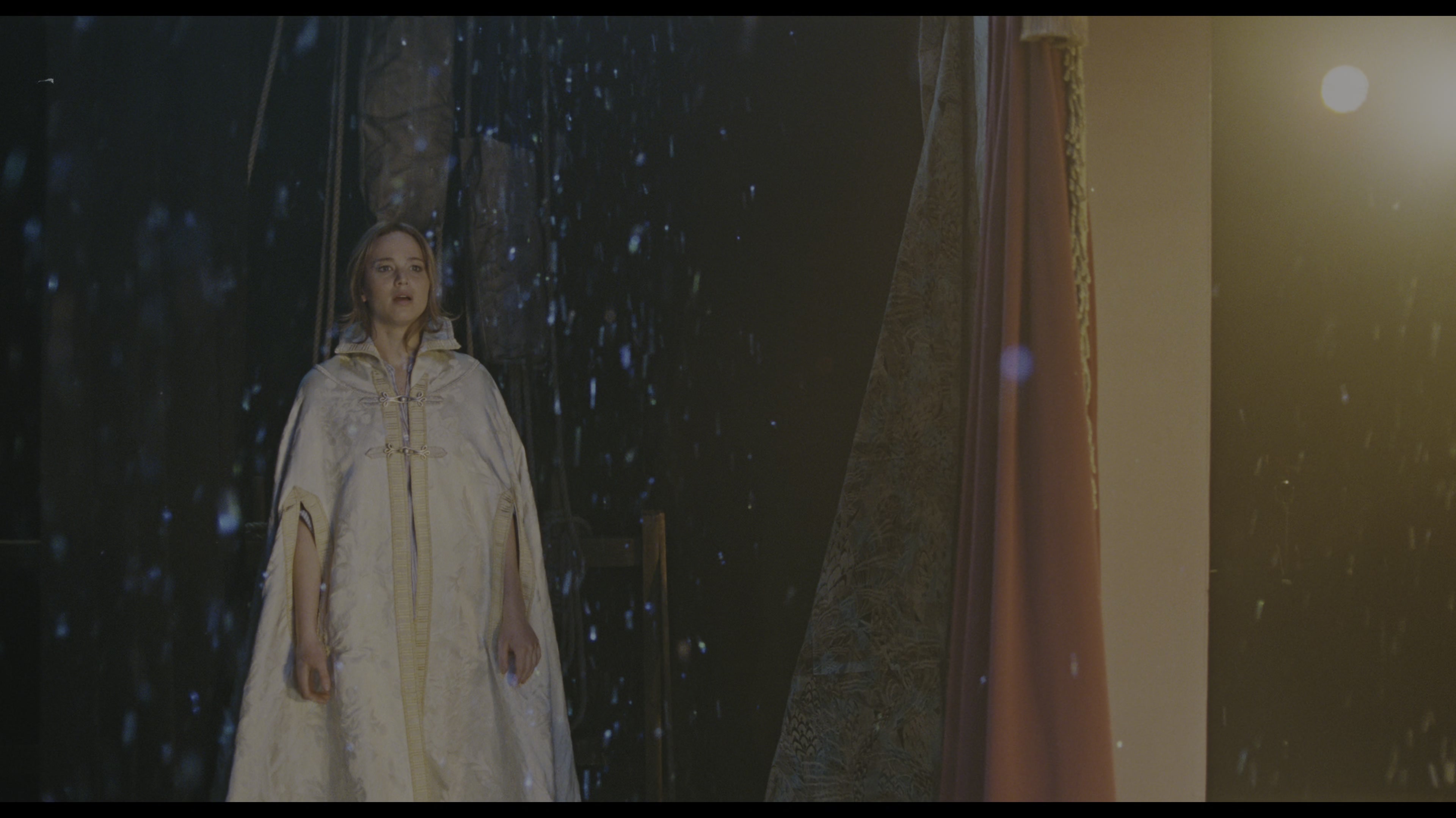 Joy 2015 2160p UHD BLURAY REMUX HDR HEVC Multi VFF DTS HD MA tlub 000004 — Postimages