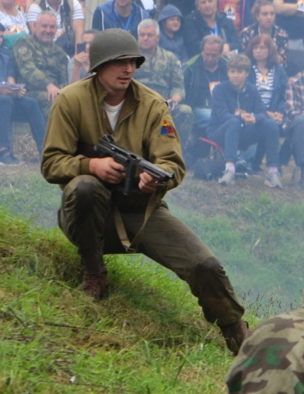 18 Tankový den (1011) — Postimages