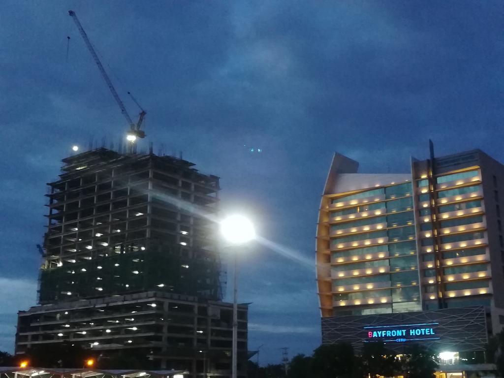 Grand Tower Cebu (Dusit Princess) [120m|30F|mix|u/c] | Page 10 ...