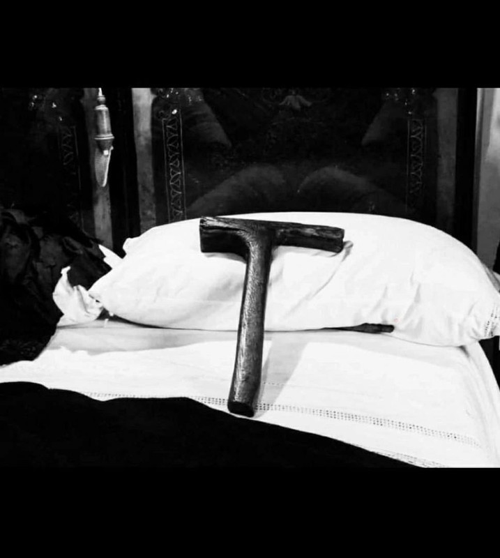 E7 T lt 2c OI — Postimages