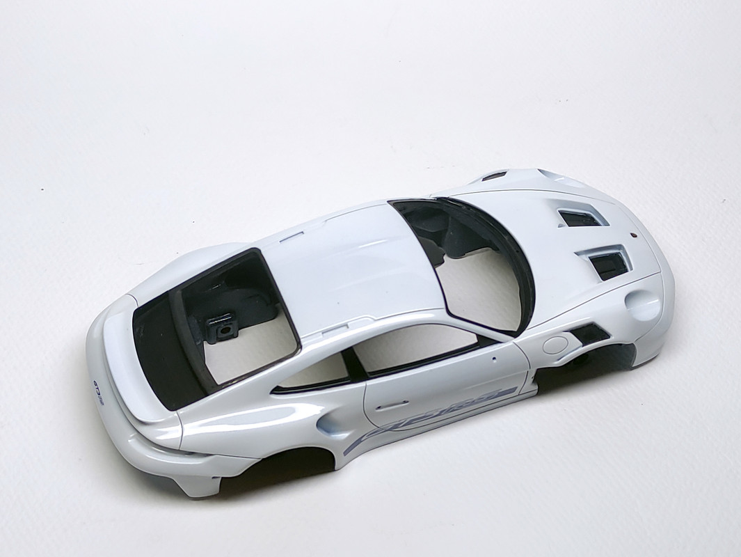 992 105 — Postimages