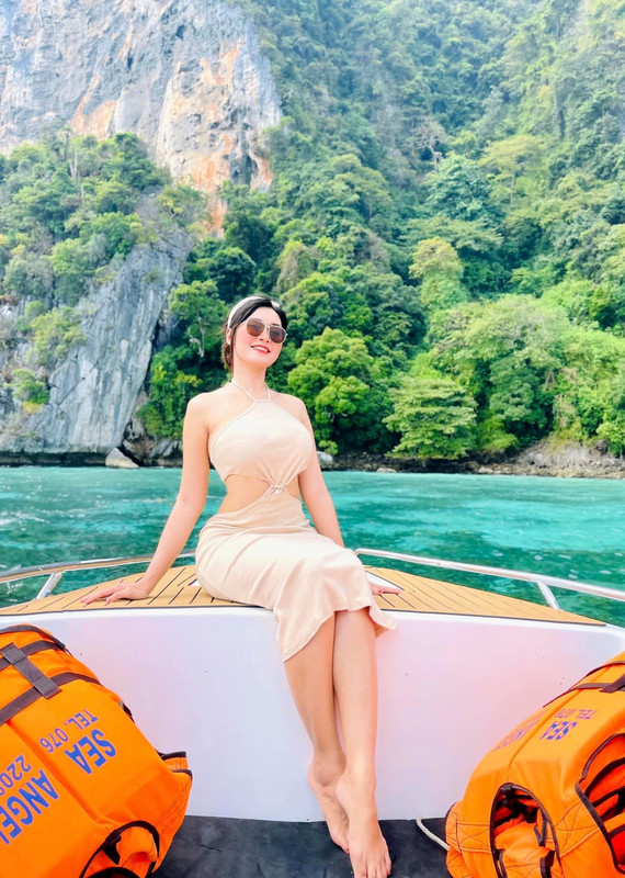 00 E80 C1 D DA92 499 D A6 BD 31 C6 BC76 A4 A2 — Postimages