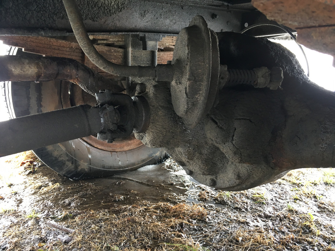 1948 Dodge rear end id - Mopar Flathead Truck Forum - P15-D24.com and ...