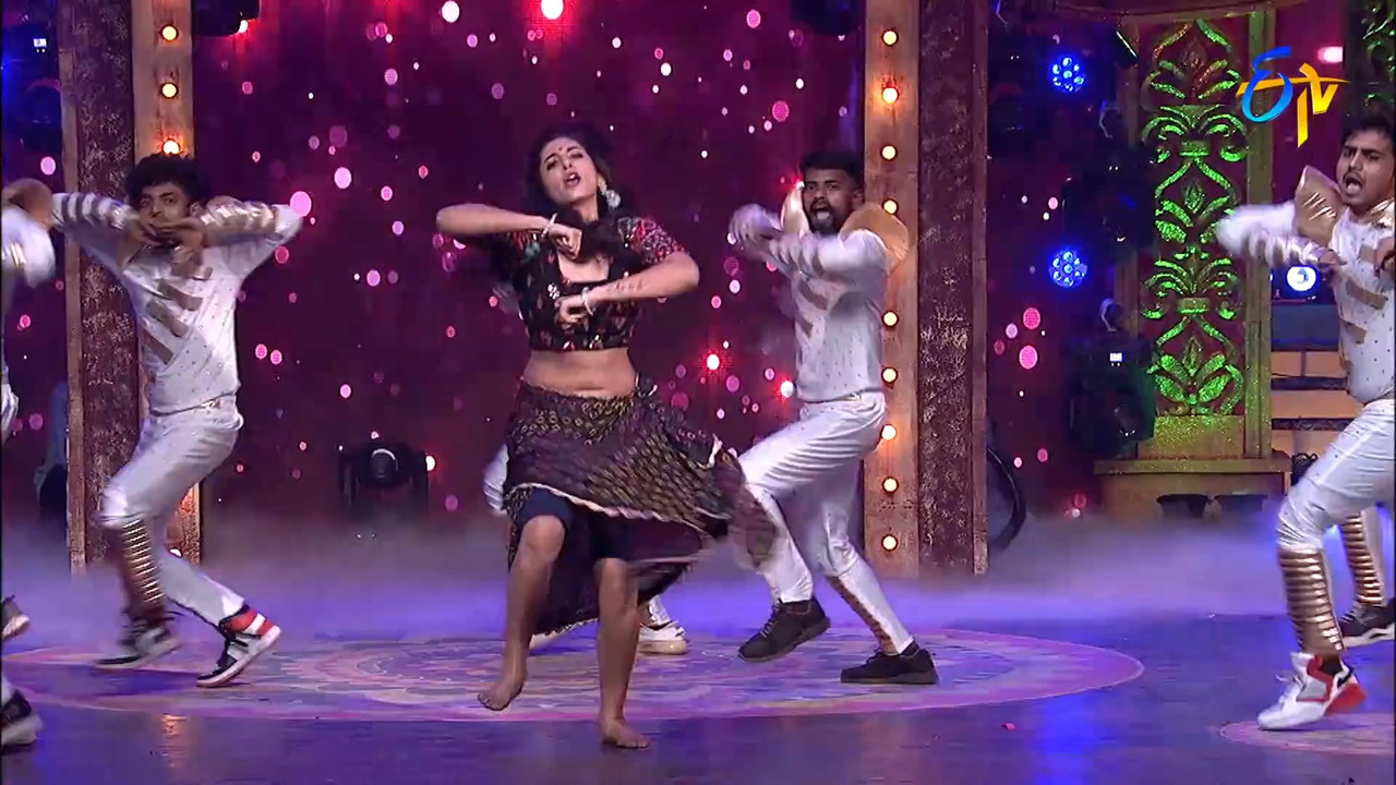 Vishnupriya item dance mp4 snapshot 02 24 840 — Postimages