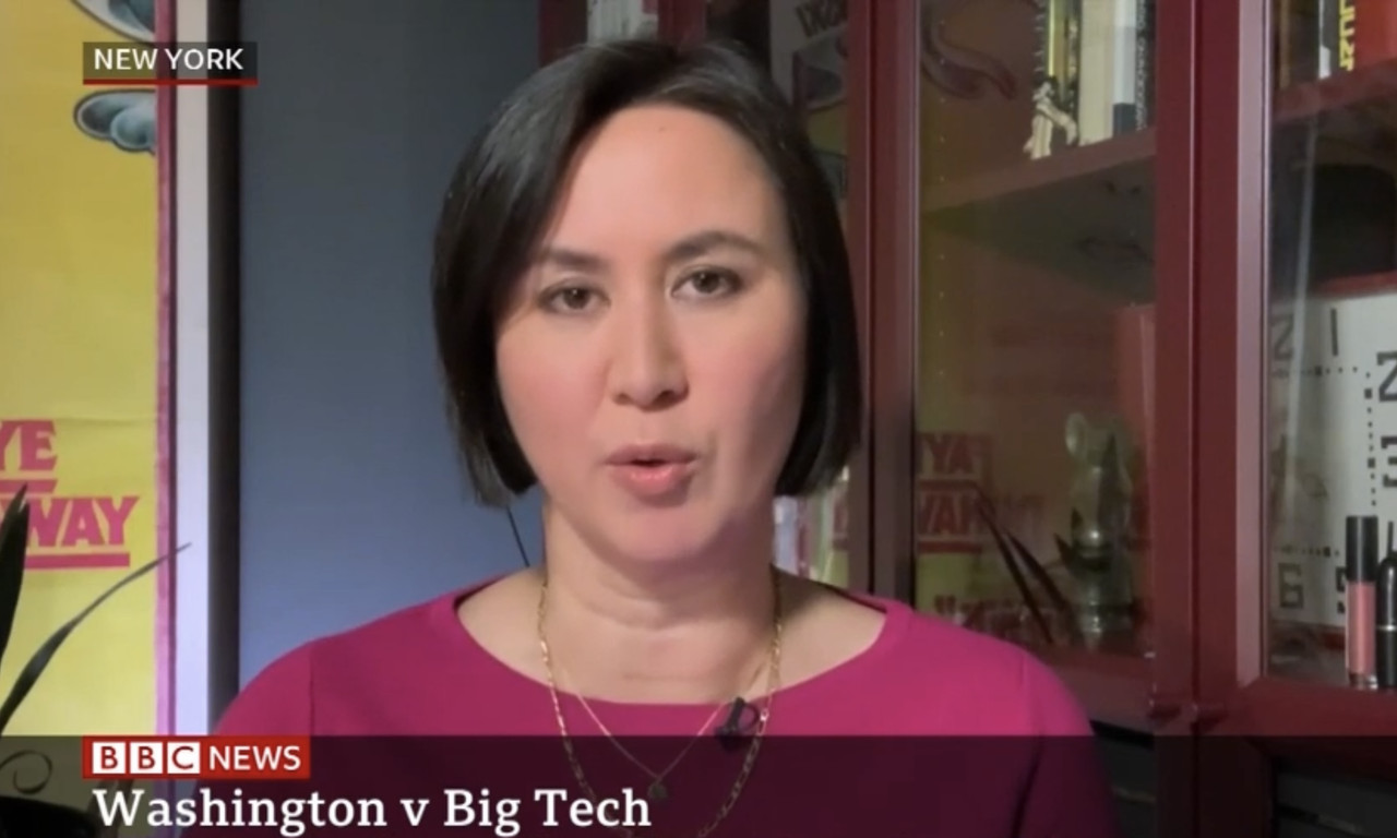 41758652 E3 E2 44 FF BB6 C 473 B0 FC6970 B — Postimages