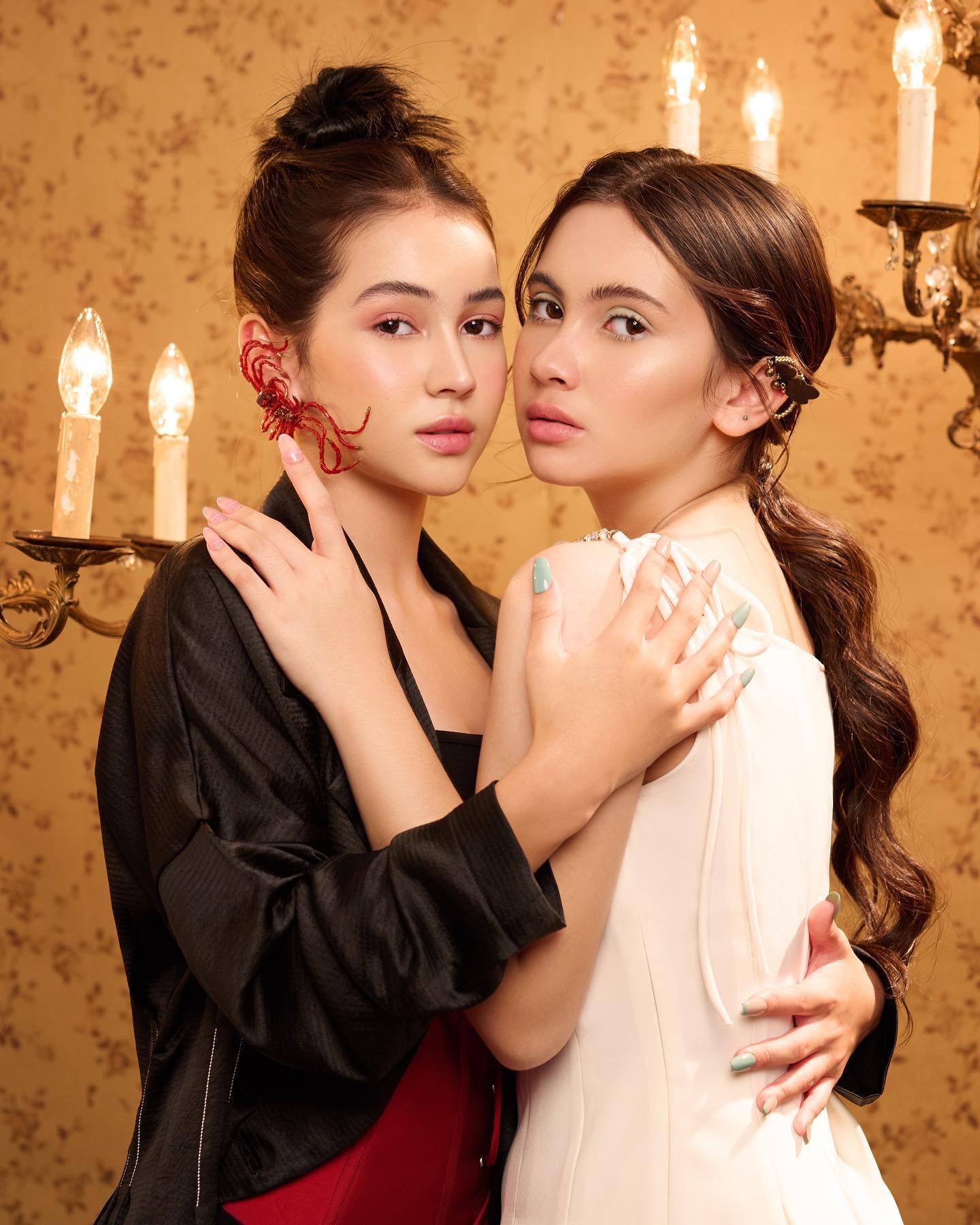 Sandrinna & Richelle Karina Yasmine for gucci 25 sept 2022 — Postimages