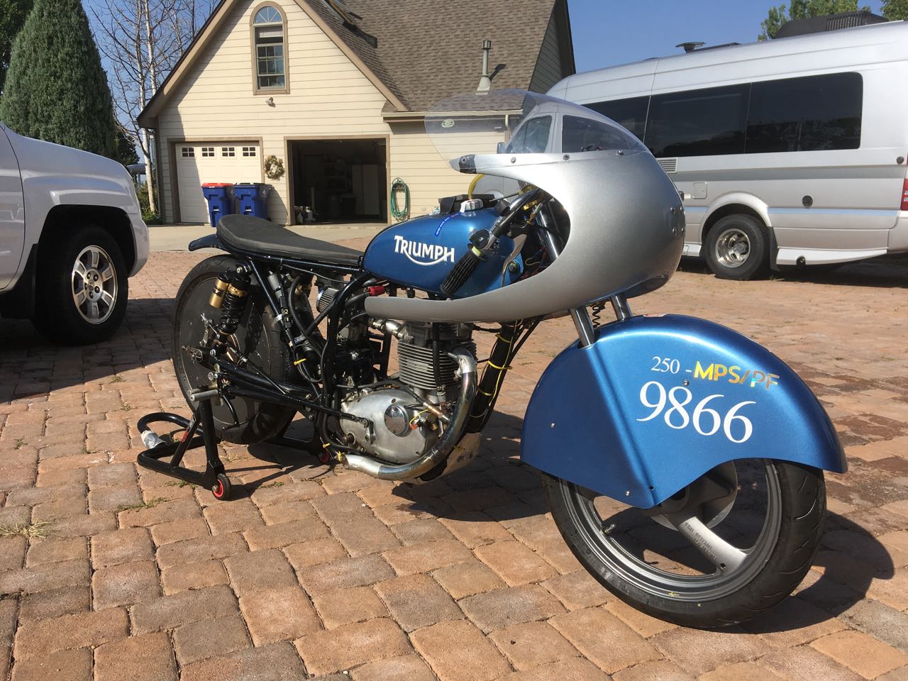 TR25 with Dunstall fairing — Postimages