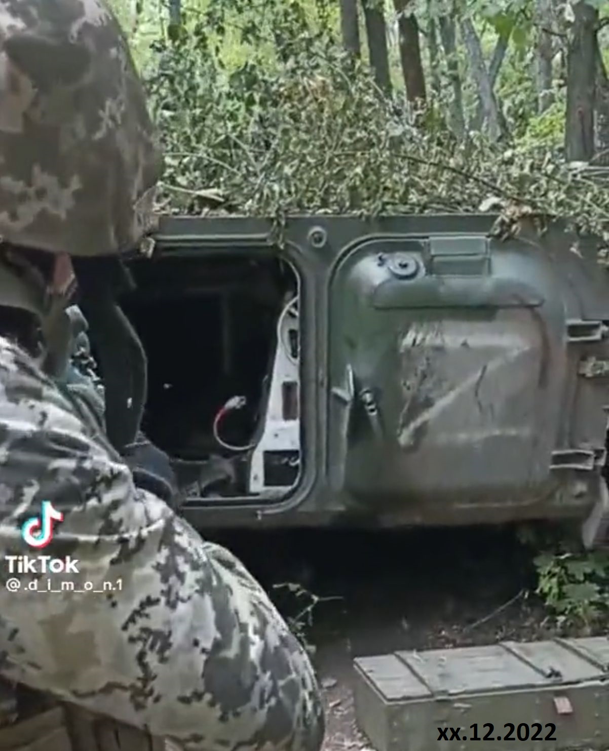 1008 bmp2 capt xx 12 22 — Postimages