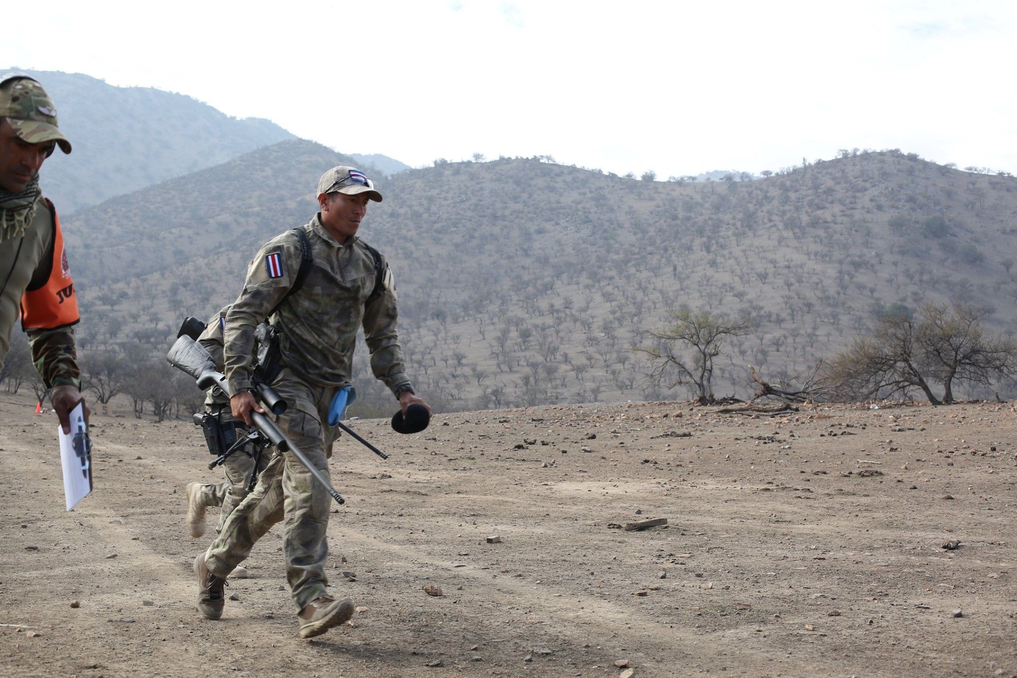 Fuerzas Comando Chile Sniper Event A007 — Postimages