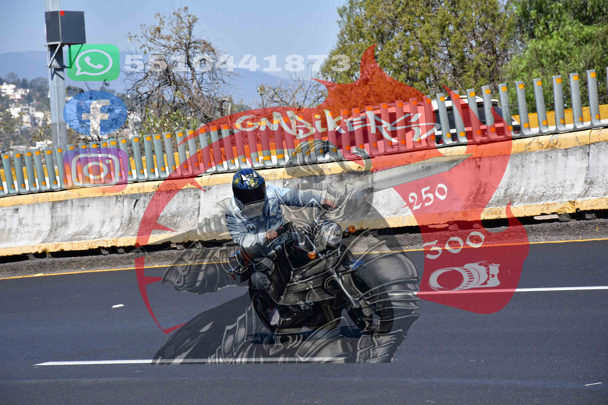 CH2 2033 — Postimages