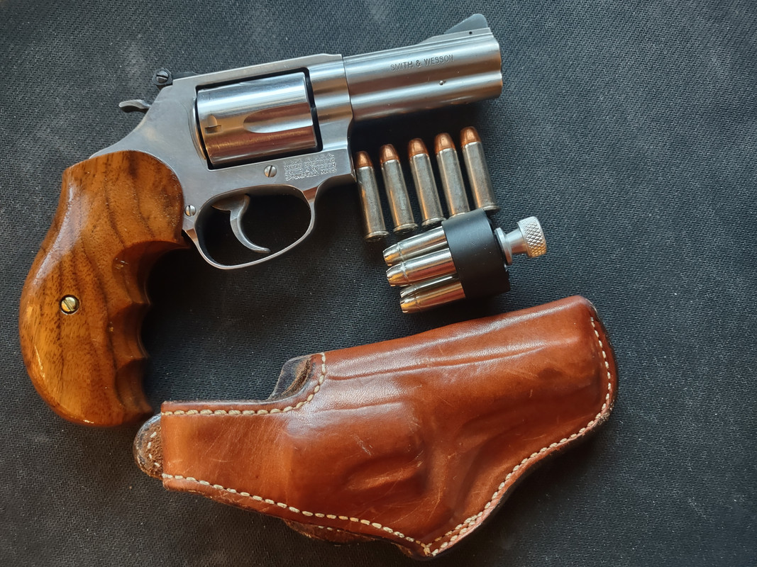 S& W 60 with holster — Postimages